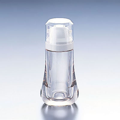 【仕様】 カラー：白 直径×高さ：54×118mm 容量：45c.c. 材質:本体・キャップ/AS樹脂 注ぎ口/18-8ステンレス ●傾けるだけでぽたぽたと一滴ずつ注げる醤油さしです。 (一滴約0.07g) ●少量ずつ注ぐことで、塩分の摂り...