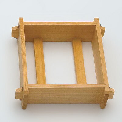 【仕様】 規格：9寸用 メーカー品番：05450 間口×奥行×高さ：335×335×80mm 内寸法:270×270×H60mm ●蒸し料理は素材の栄養分が逃げにくく、魚や肉等はやわらかく 仕上がり、温かさとおいしさが楽しめるヘルシー料理で...