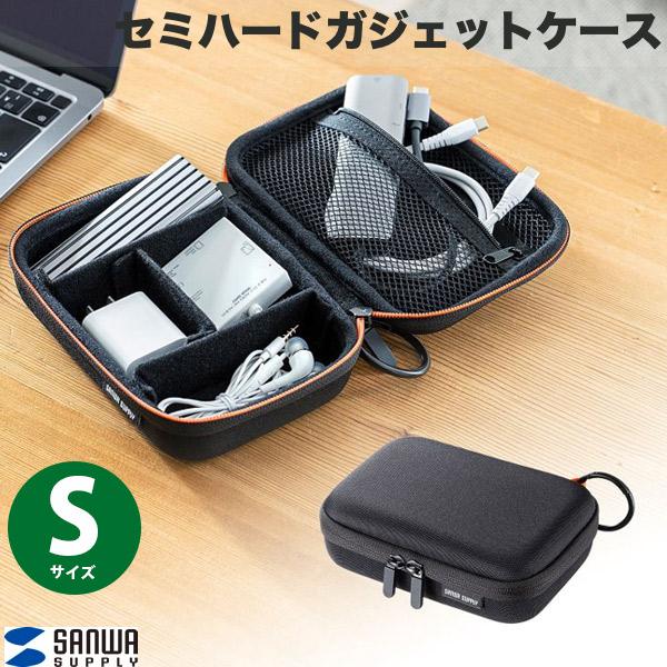 ●気になる商品■ モバイルバッテリーや充電器などの小物を整理収納できます。■ 外部からの衝撃に強いセミハードシェルです。■ 収納物を一目で確認でき、出し入れしやすいフルオープンタイプです。■ 開け閉めしやすいダブルファスナーを採用しています...
