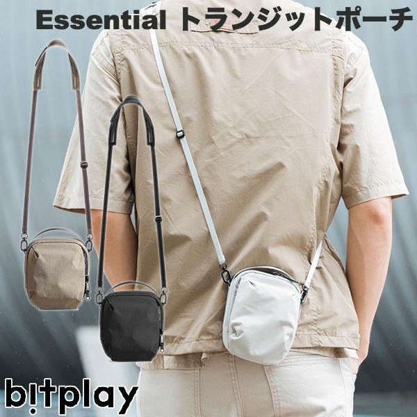 ●気になる商品bitplay・Essential 0.5Lトランジットポーチは、毎日の移動に必要な機能を、コンパクトな形に凝縮したポーチです。トップフラップには撥水性のある生地を採用し、雨の侵入を防いでくれるため、街での移動や長時間の旅行で...