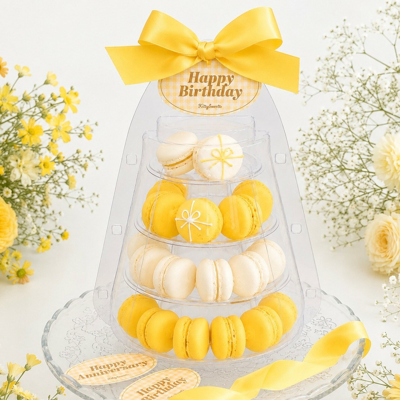 記念日や誕生日、お祝いにぴったりの マカロンタワー【黄】 クリームチーズレモン・塩バニラ味の2種類が 合計19個入った豪華セットです。 名称 マカロン 原材料 砂糖（国内製造）、アーモンドパウダー、乾燥卵白、バター、チョコレート、クリームチ...