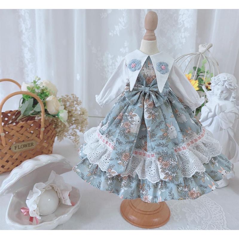 【BJDドール用 ウサギ柄 花柄 ロリィタワンピース ヘッドドレスセット｜クラシカルなウサギ柄と花柄が魅力のドール用ワンピース＆ヘッドドレスセット】 概要説明：柔らかなコットンとレースで仕立てられた、BJDドール用のロリィタスタイルワンピー...