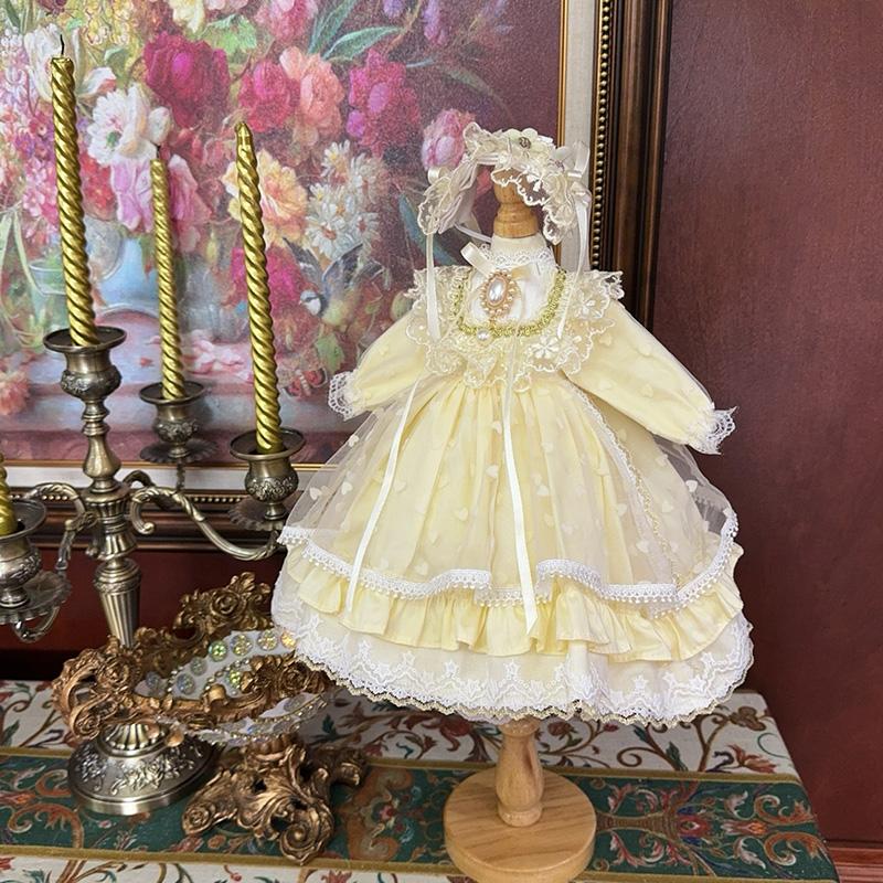 【ドール用ワンピース ロリータ風 イエロー レース お姫様 ドール服 1/3 1/4 1/6 ブライス アニメーター｜ハンドメイドの優雅なデザインが魅力！ドール撮影やディスプレイに最適】 概要説明：柔らかなイエローカラーが可憐で上品な、ロリ...