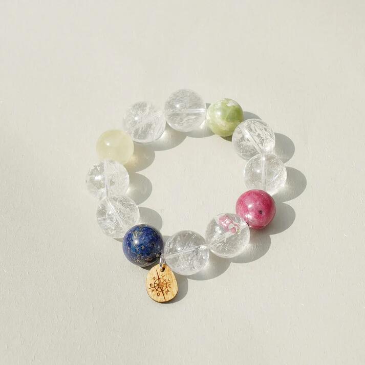 【天然石ブレスレット パワーストーン 水晶 オーダーメイド 贈り物 仕事運 恋愛運 金運 癒し 厄除け｜心を整えるパワーストーンブレスレット。自然の力で願いを叶えます。】 「ミスティックメドウ」は、朝霧に包まれた静かな草原をイメージしたヒー...