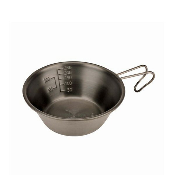 燕三条の職人が匠の技で仕上げた黒酸化発色のステンレス製シェラカップ 染料や顔料を使用した着色と異なり、光による退色は起こらず、耐磨耗性・耐食性を強化 320ml ステンレス鋼（クロム18％・ニッケル8％） 日本製