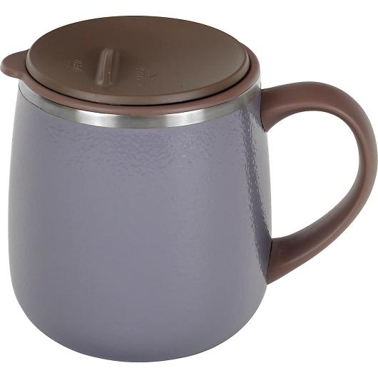 オフィスでの一息に最適なマグカップです。 蓋が付いているため保温・保冷効果があり、飲み頃の温度をキープします。 温かい飲み物はもちろん、冷たい飲み物も美味しさを保ち、オールシーズン活躍します。 オフィスだけでなく、お家時間での使用にもぴった...