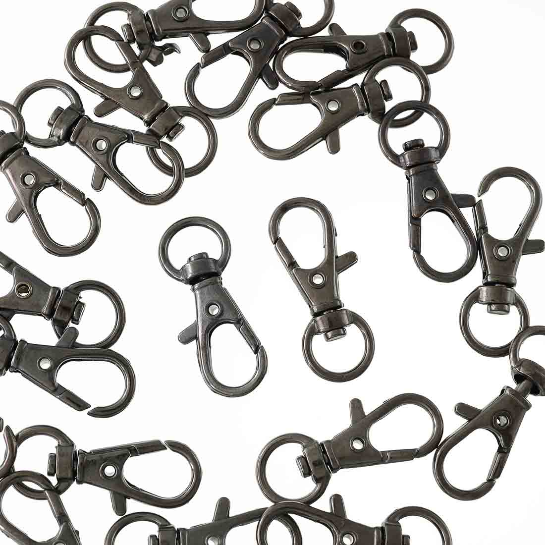 ＼本日P最大10倍／当店買い回りで！ ▲エントリーはコチラから▲ さらに ▼▼▼ ココからクーポンをGET！ 製品仕様 商品名 ナスカン　32mm　20個　ガンメタリック　ナスカンパーツ　キーホルダーパーツ　金具　ハンドメイドパーツ　アクセ...