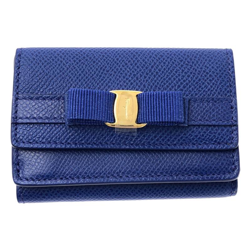 【美品】 FERRAGAMO / フェラガモ | ヴァラリボン レザー 三つ折り 財布 ウォレット | ブルー/ゴールド | レディース商品詳細情報ブランドFERRAGAMO / フェラガモ商品名ヴァラリボン レザー 三つ折り 財布 ウォレ...
