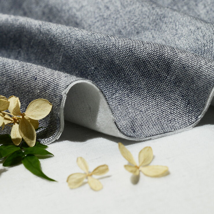 　販売単位 45cmカット済 　商品説明 　用途 ふ〜んわり トリプルガーゼ生地 綿100％ あたたかい 極暖 両面ピーチ起毛 厚み1.5〜2ミリ やわらかい 無地の普通生地 ガーゼ生地 ブラウス ルームウェア ベビー・子供服 パジャマ 　...