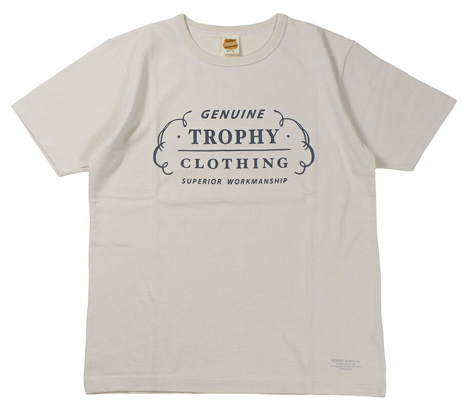 商品情報商品説明/素材TROPHY CLOTHING -Ranch Logo OD Crew Tee- ・Natural西部開拓時代をイメージしたランチロゴを配したTee。 表側を20単糸、裏側を30単糸の太さが違う糸を採用し、 通常裏毛(...