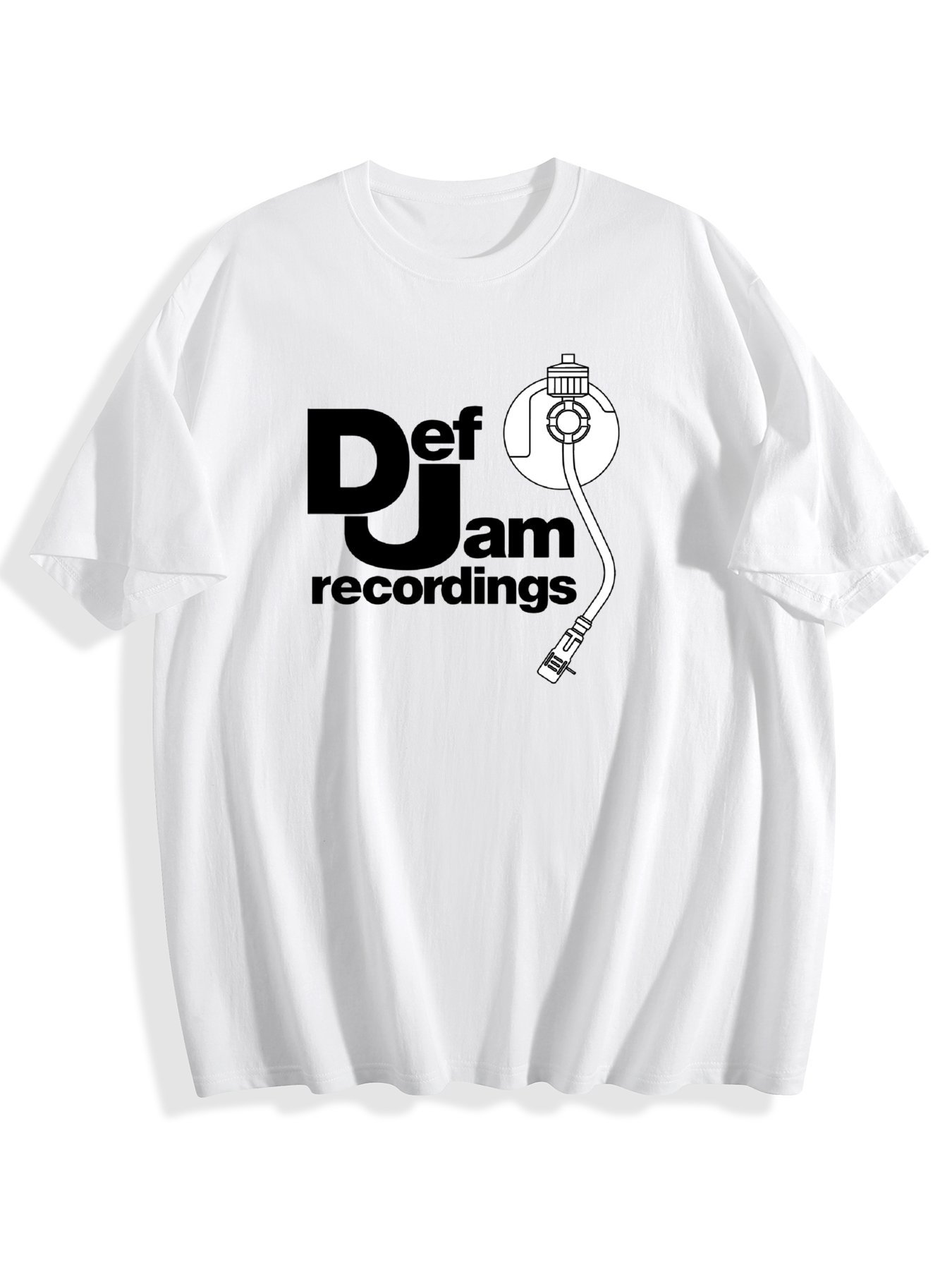 DEF JAM RECORDS グラフィックTシャツ 200g純綿 送料無料 ヒップホップシーンを代表する「DEF JAM RECORDS」のロゴに、ヘッドフォンイラストを融合させたストリート感溢れるデザイン。200gの厚手純綿生地を採用し...