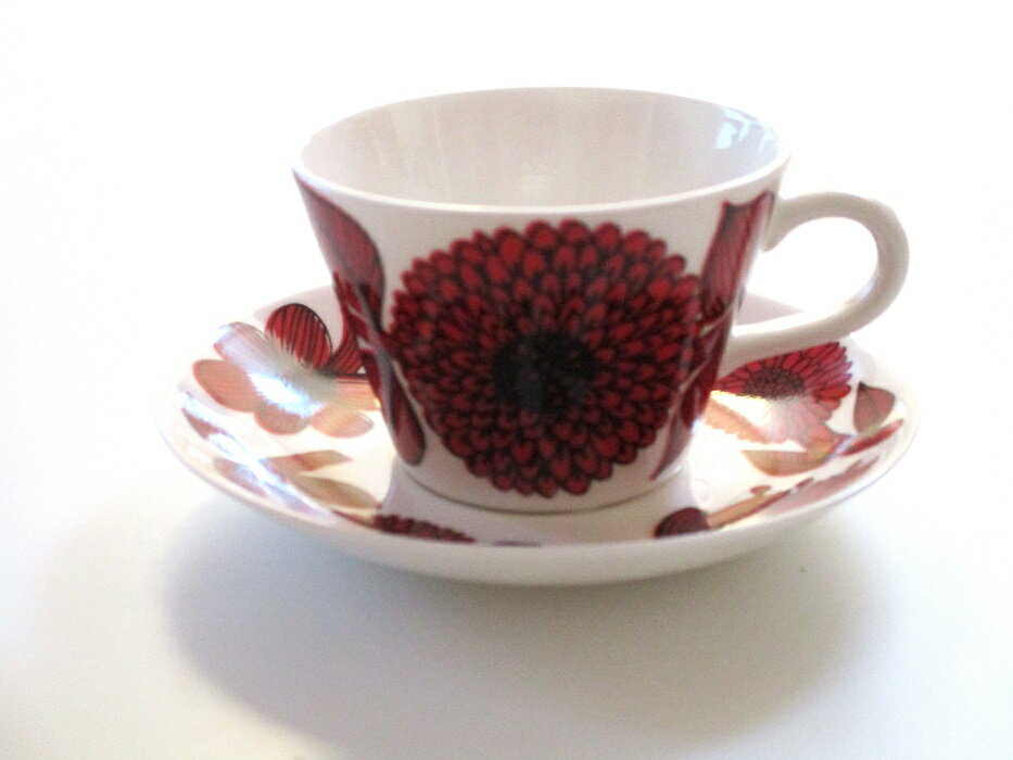 【材質】 陶磁器 【サイズ】（カップ） 口径：8cm　高さ：5.5cm　容量：160ml　 （ソーサー）直径：14cm　高さ：2cm　 【ブランド】 Gustavsberg（グスタフスベリ） / Sweden（スウェーデン） 【生産国】 S...