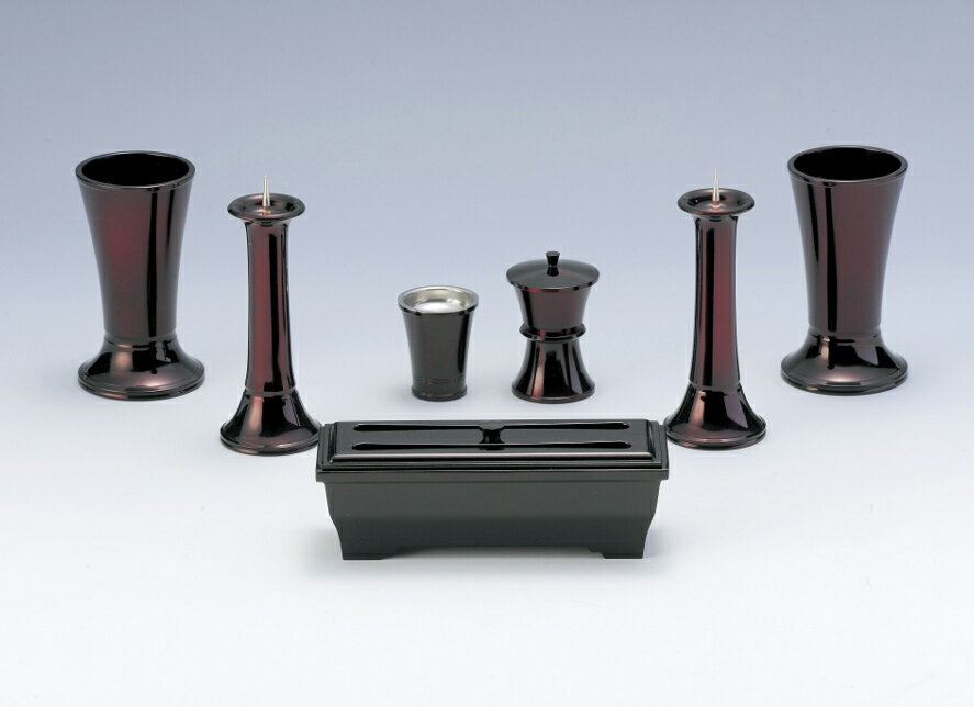 商品情報寸法花立・・高さ14.4cm幅7.8cm灯立・・高さ17cm仏器・・高さ5.8cm幅4.7cmお水入れ・・高さ8.5cm幅5.3cm香炉・・高さ7cm 幅18.5cm 奥行6.8cm素材高級銅製仏具素材の注意書き※モニター発色の具合...