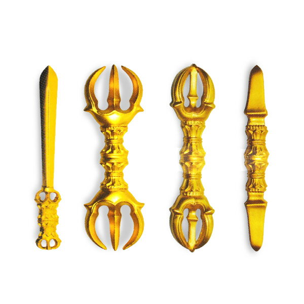 アンチモン製で適度な重みがあります。 密教法具は祈祷の際に煩悩を振り払う法具として用いられるものです。身近に置いておくと厄除け・災難除けになるといわれます。 仕様独鈷×1 三鈷×1 五鈷×1 宝剣×1 各寸法9cm アンチモン製 桐箱入り ...