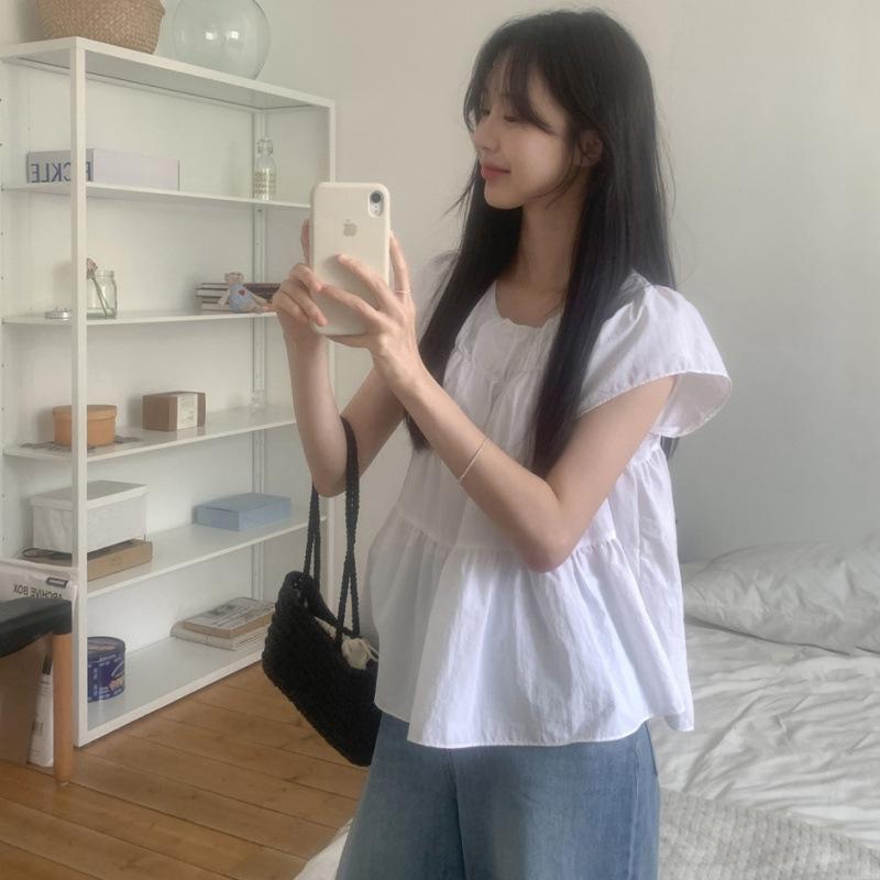 ・柄: 無地・スタイル: プルオーバー・袖丈: 短袖・加工: プリーツ・シルエット: ・着丈: 普通・襟型: 丸襟・袖型: パフスリーブ・カラー: 白,青,黒・サイズ: フリー・スタイル: スイート