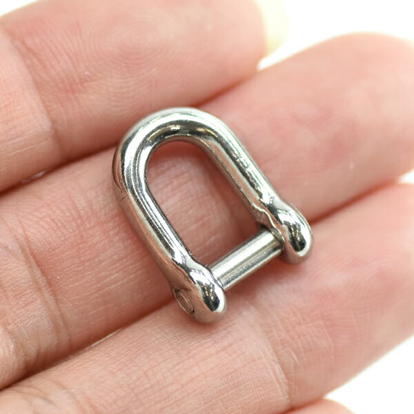 メーカー：水本品番：CS-3品名：沈みシャックル ステンレス 太さ3mmJANコード：4982970422524材質：ステンレス 画像内寸法の単位はミリです 品番 CS-3 D 3 L 12 B 6 d 6 捻径 M-3 Weight (g...