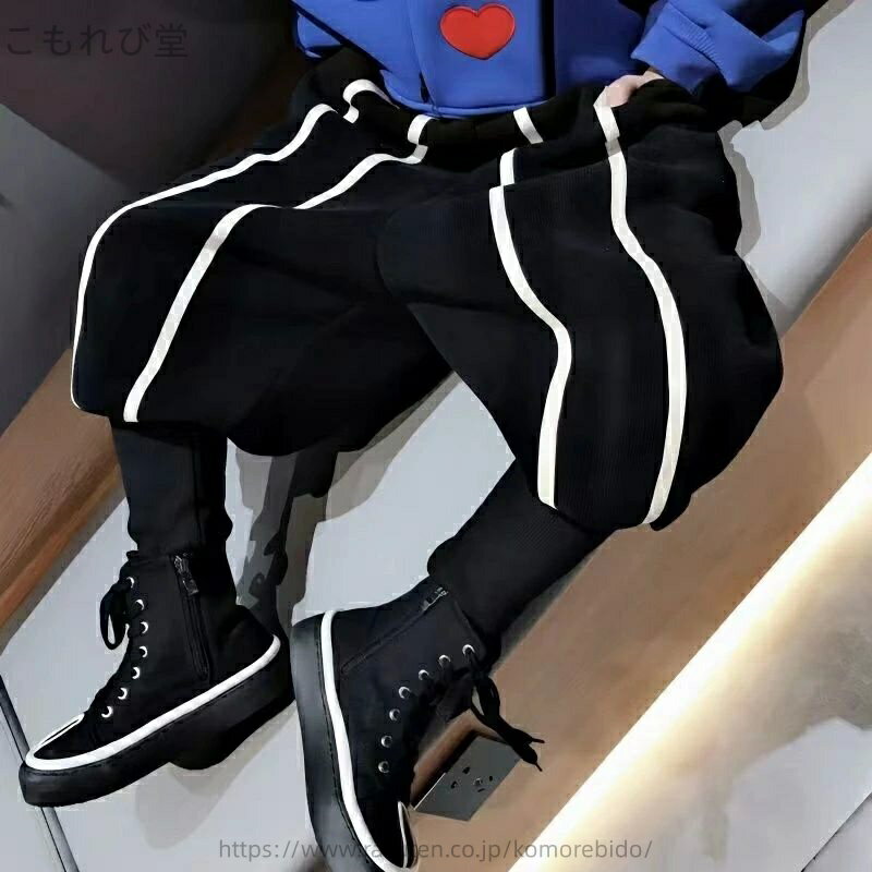 商品説明素材ポリエステル,他 カラー A ブラック B コーヒー サイズ サイズ(cm): 110ズボン丈約62、ウエスト約46、おすすめ身長100-110cm 120ズボン丈約65、ウエスト約48、おすすめ身長110-120cm 130ズ...