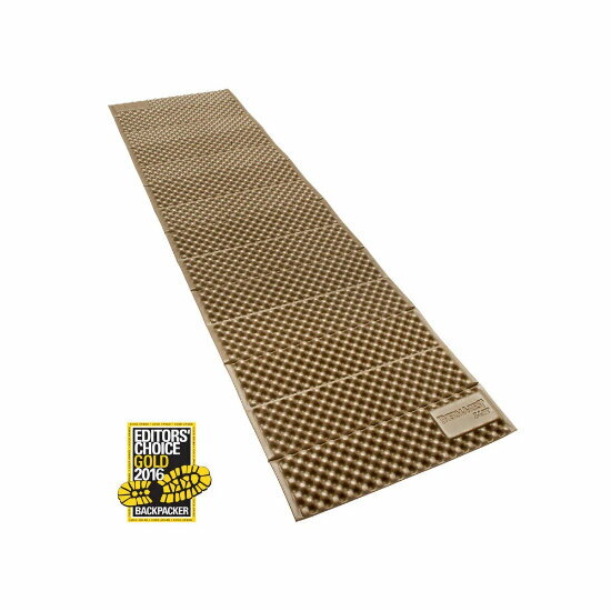 最もコンパクトで軽量なクローズドセル パッド。上面はよりソフトで快適に、逆に地面側は固い素材で耐久性アップ。そして、僅かながら軽量化に成功。装備の軽量化、丈夫で長持ち、何処でも快適に使えるマットレスを望む人々のベスト・チョイスです。サイズ：...