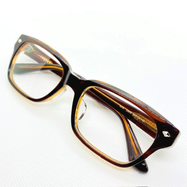 商品詳細 ヨロイ部分についたワンポイントが可愛い作品。 レンズ幅　55 鼻幅　19 テンプル（つる部分）145 ◆別売りのレンズと組み合わせれば、用途がぐーんと広がります♪