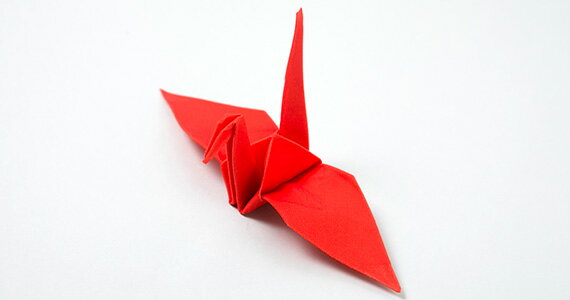 商品詳細 広げても元の形にもどる、不思議で愛らしいクロス。 折り紙で作る動物をモチーフにした「プチペット」は、 ポリエステル素材で作られた、眼鏡のレンズや液晶画面などの 汚れを拭き取るポケットサイズのクリーナーです。 ポリエステル素材にプリ...