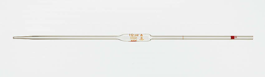 容量公差 JISクラスA以内(Aマーク入)型式：T-PIPET25S容量(ml)：25容量公差(ml)：±0.03カラーコード：青全長(mm)：480※製品サイズは参考寸法値です。