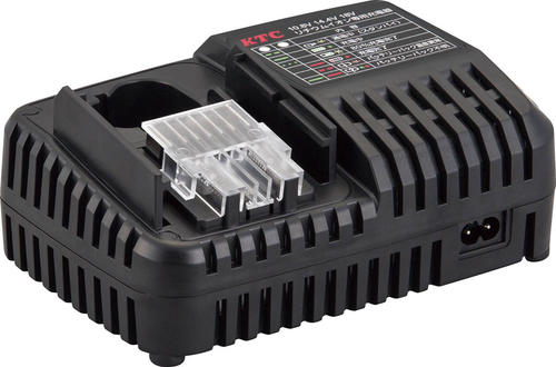 【特長】 ●JTAE681用の充電器です。 ●適用バッテリーパックはJBE18015H、JBE18030H、JBE18050Hです。 【仕様】 ●入力電源：AC100V 50/60Hz ●重量(g)：600 【納期】メーカー取り寄せの為、メ...