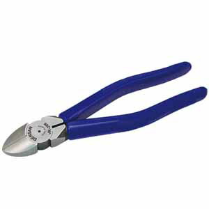 ●刃部は、鏡面仕上げで、VA/VVF線等の被覆線をラクラク切断●刃部は、従来の強力ニッパーより鋭く研磨しているため、切断面がきれい●刃部の形状は、ラウンド刃●全長：200.0±2.0mm（グリップ無）●質量：310g切れ味が違う! プロ仕様...