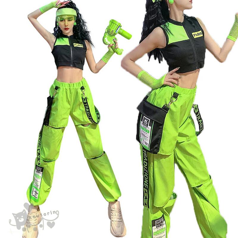 商品情報素材ポリエステルサイズサイズ 肩幅 バスト 着丈 ウエスト ヒップ パンツ総丈S 29 78 34 60-68 88 94M 30 82 34 64-72 92 96L 31 86 34 68-76 96 1002-3cmの誤差はご...