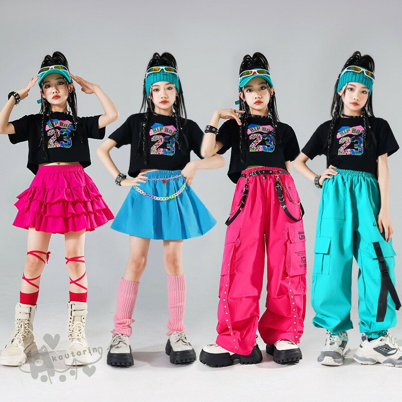 商品情報素材ポリエステルセット内容黒TシャツのみブルースカートのみブルーパンツのみローズスカートのみローズパンツのみセットA（黒Tシャツ+ブルースカート）セットB（黒Tシャツ+ローズスカート）セットC（黒Tシャツ+ブルーパンツ）セットD（黒...