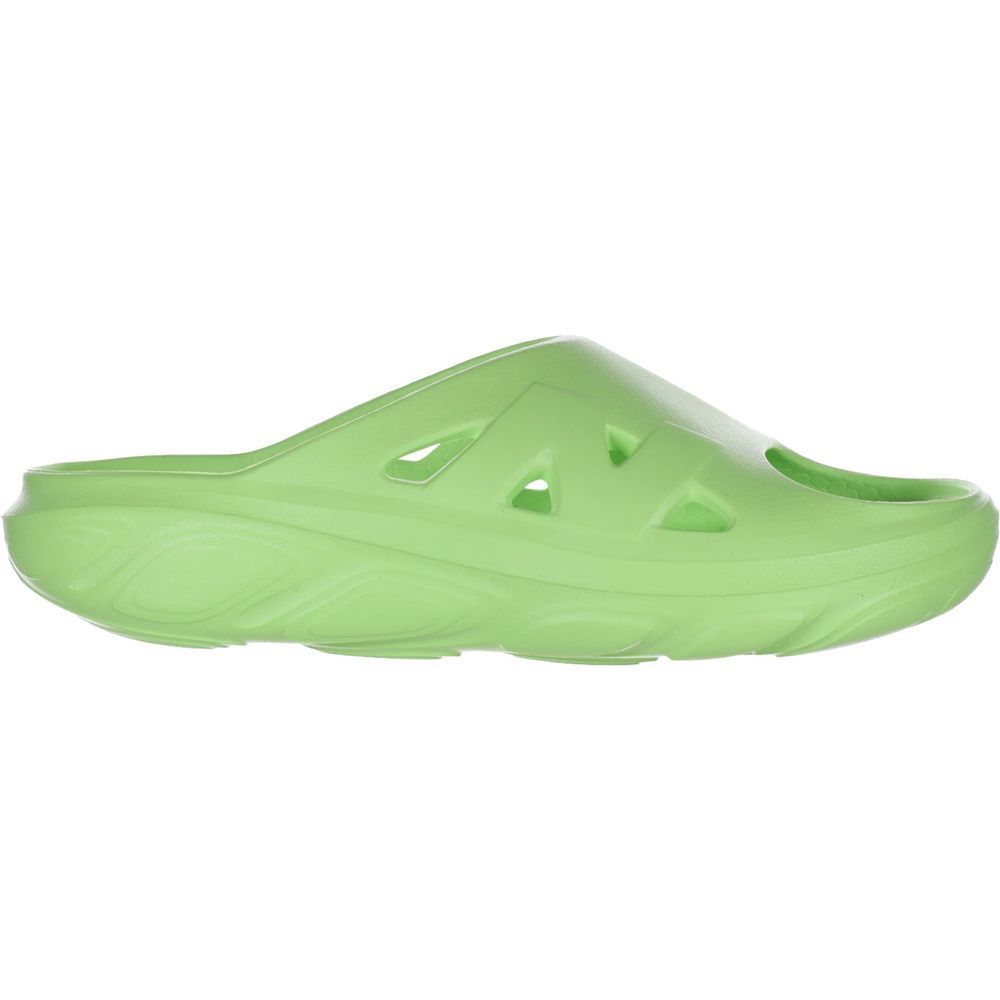 LIME(-) メーカー希望小売価格はメーカーカタログに基づいて掲載しています。 足をリラックスさせるためのフットウェア「RCVRY」のサンダルモデル「RCVRY SLIDE」にシーズナルカラーが登場。やわらかいEVA素材で本体すべてを構成...