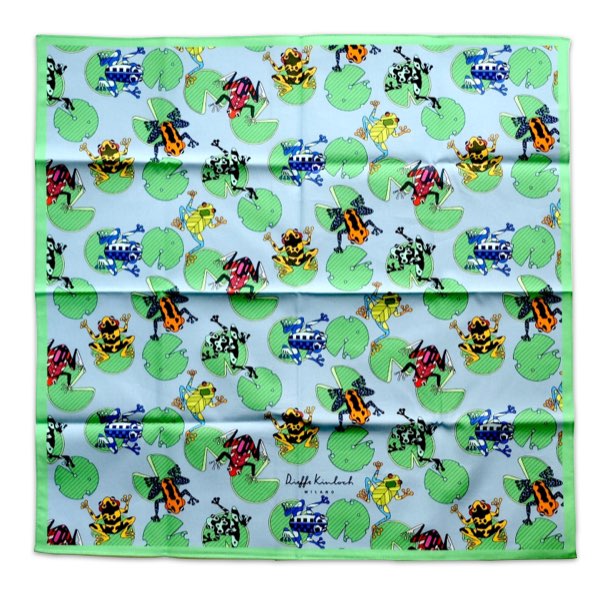 ディエッフェ・キンロック（Dieffe Kinloch）は、イタリア・ミラノで2013年にスタートしたブランドです。 このブランドの最大の特徴は、斬新でどことなく遊び心もあり、一目でキンロックの世界へ引きずりこまれるような芸術性に富んだモチ...