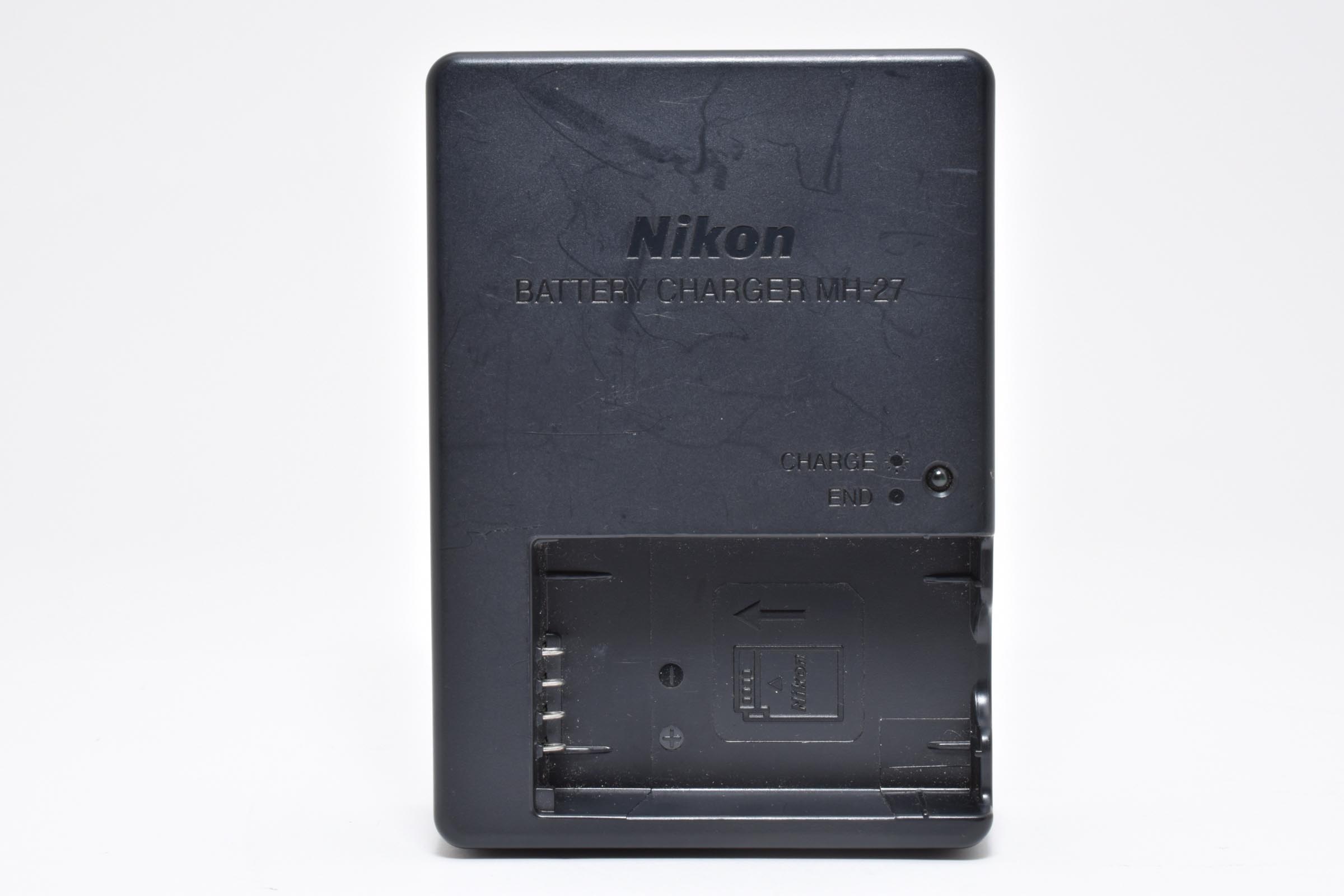 コンディション表　ほぼ新品→新品に近く、使用感もほとんどない。付属品が概ね揃っている　非常に良い→使用感少なく綺麗な極上品、美品レベル　良い→やや使用感があるが、実用的に問題がない良品レベル　可→使用は可能だが使用感が多く並品レベル。多少の...