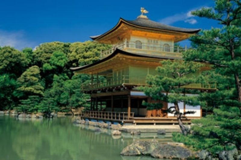 ピース数 1000ピース 完成サイズ 50cm×75cmパネルは別売りです。このサイズに合うパネル←クリックすると別ウィンドウで開きます。 作家名・作品名・商品シリーズ名 京都の風景/写真家 森田敏隆 特徴 【FMスクリーン印刷】細やかな部...