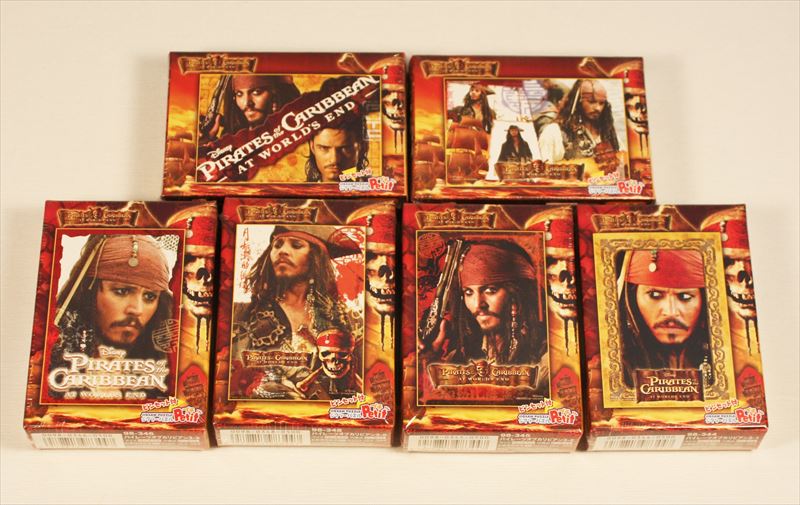 ピース数 プチパズル204ピース 完成サイズ 10cm×14.7cmパネルは別売りです。このサイズに合うパネル←クリックすると別ウィンドウで開きます。 作家名・作品名・商品シリーズ名 パイレーツ・オブ・カリビアン/ワールド・エンド/ディズニ...