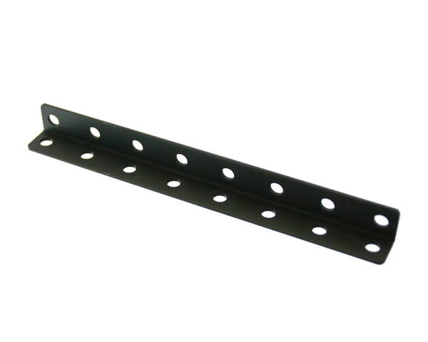 ■接合・補強など幅広い用途に使える金具です。■サイズ：171×83×19×2mm■穴数：6■穴ピッチ：25