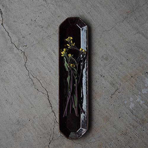 やまに 大皿 ブラウン 31.5 angle 71190217サイズ:幅/約31.5 x 7.5cm 高さ/約1.8cm(商品ごとに誤差があります)素材:陶器・日本製/美濃焼電子レンジ:対応