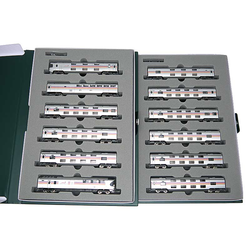 【コメント】 ・車体のダメージがあまり無い、綺麗な印象を受ける商品になります。室内灯装着済みですが接触が悪く点灯しない車両がほとんどです。ライトの動作もかなりちらつきがございます。 販売専用ダイヤル：03-3988-4748 お電話の際は、...