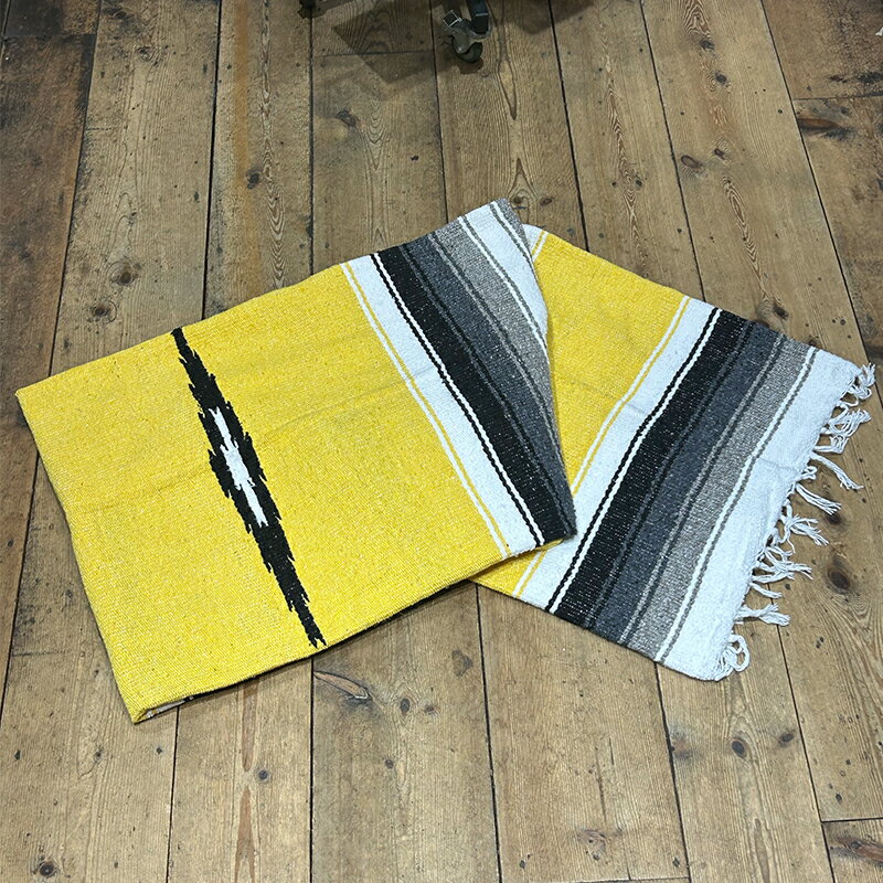 DIAMOND DESIGN BLANKET ブランケット COLOR -1- メキシカンブランケット 2100MM X 1470 MMサイズは、2100MM X 1470MM とデカメのブランケットなので お部屋のラグとしての使用、車のシ...