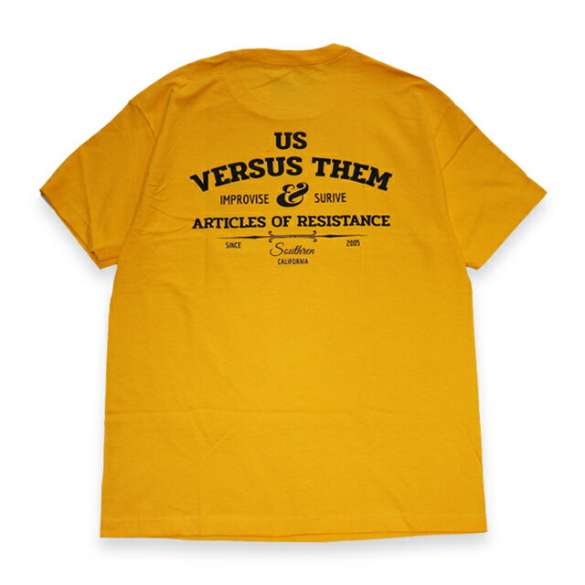 US VERSUS THEM アスバーサスゼム "OLDE TIMES" GOLD Tシャツ FRONT左胸&BACKにプリント SIZE M-着丈69CM 身幅50CM SIZE L-着丈73CM 身幅54CM SIZE XL-着丈76C...