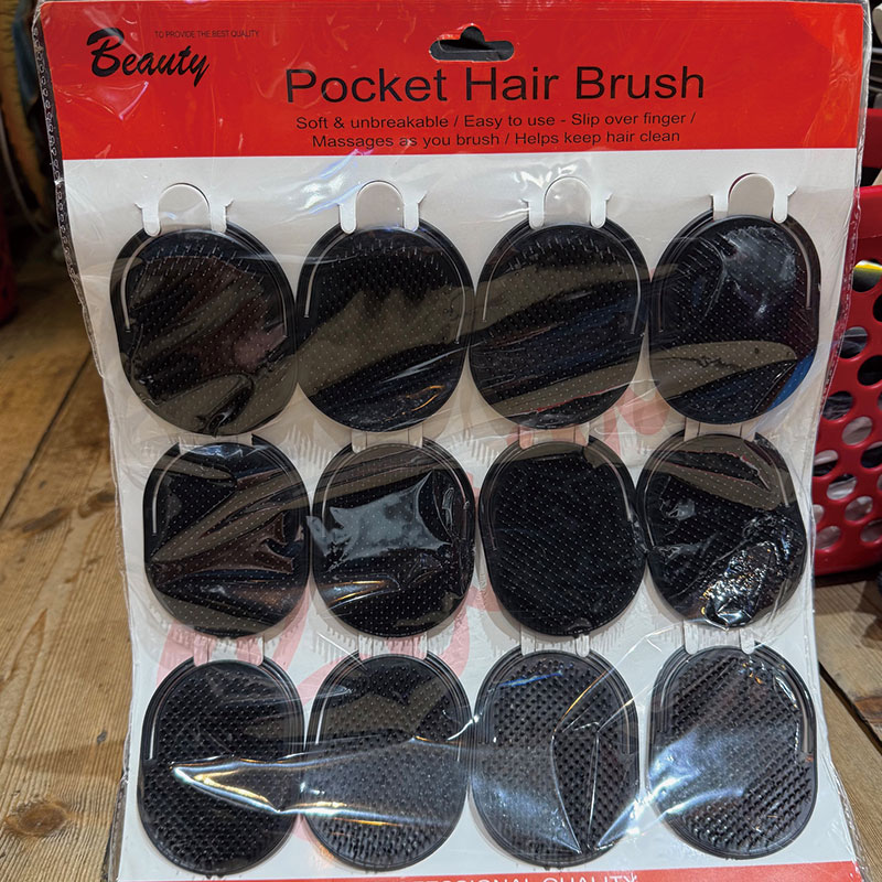 POCKET HAIR BRUSH その名の通りポケットに手軽に入れられるCOMB BRUSH セットされた髪のリセットや ナチュラルヘアにも　