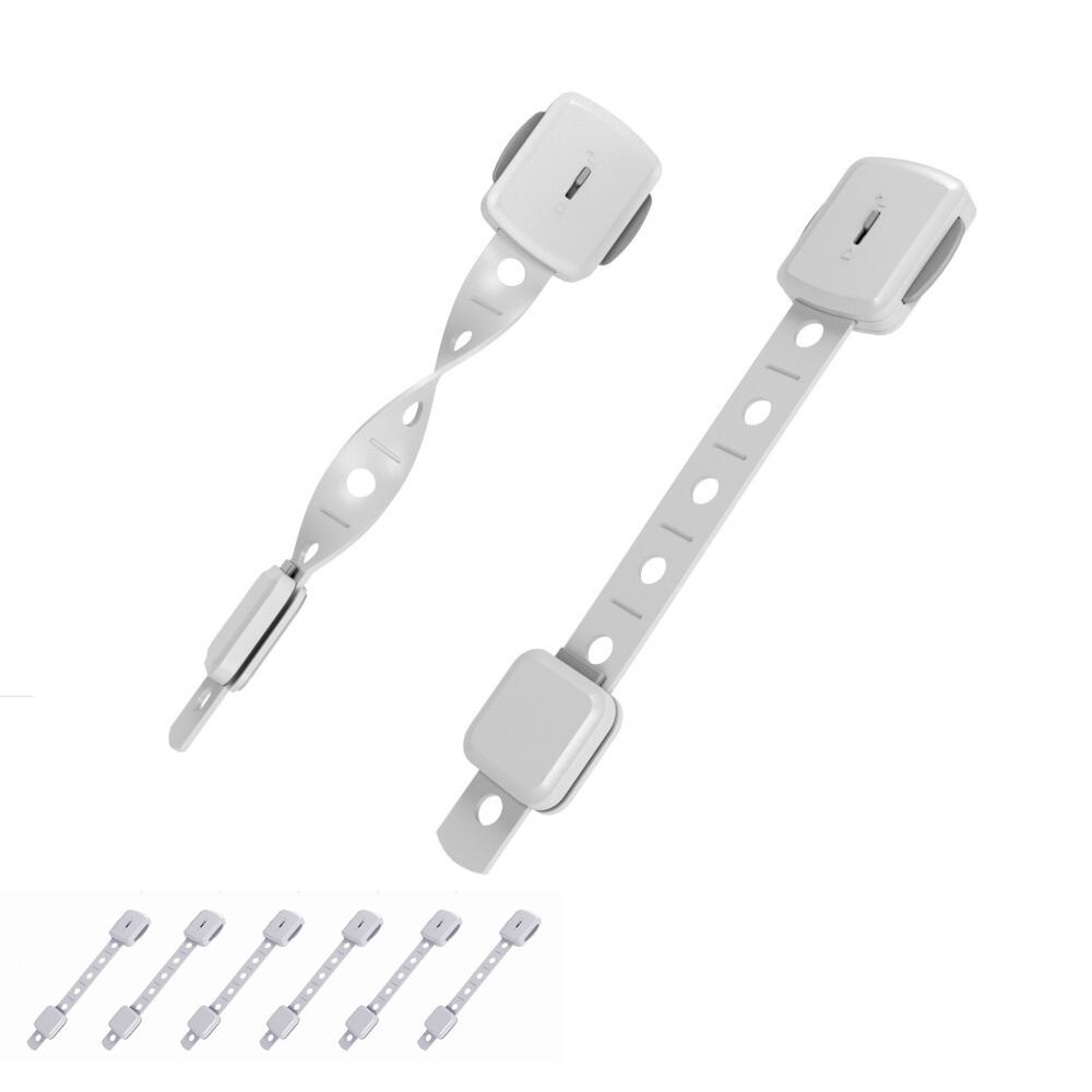 商品名チャイルドロックセット数6個セット素材ABSサイズ全長23.5cm×横5cm（13～23.5cmで伸縮）、貼り付け部分4.5cm×3.8cmご注意事項○お子様は思わぬ動作をしますので、必ず保護者の目の届くところでお使いください。 ○こ...