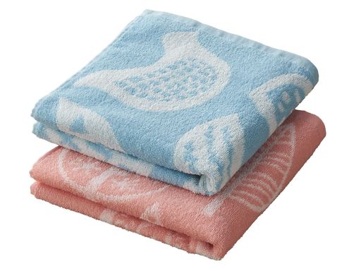 【ミニバスタオル2枚セット】商品タイプ:薄手 サイズ:約50x100cm 生産国:中国 素材:綿100% 【コンパクトバスタオル】大きすぎず小さすぎない、普通使いのバスタオルとしても、またお子様にも、使いやすいサイズです。コンパクトなのでお...