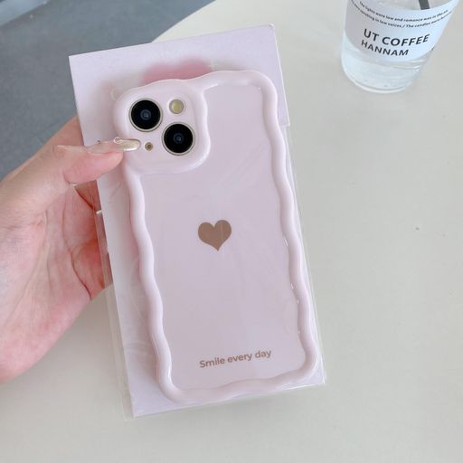 【対応機種】iPhone 14(6.1インチ)専用。写真は見本ですが、購入前にお使いの機種を確認してくださいね。 【ハート柄 デザイン ▪ フィット感】背面にシンプルのハート柄プリントパターン可愛い、流行りの韓国デザインです、いつものスマホ...