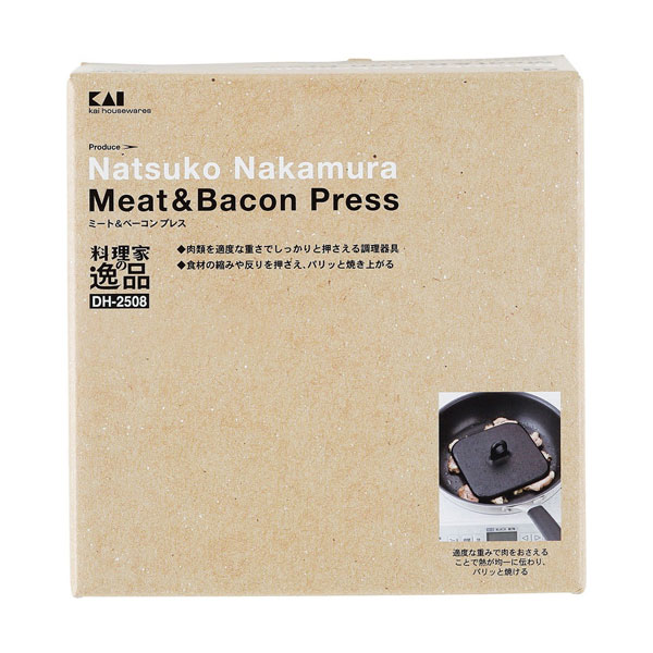【 メーカー 】 ●貝印 【 特長 】 ●お肉料理を美しくムラなく焼き上げる。 ●反り返りやすいベーコンもまっすぐ焼き上がるので、とても美しい盛り付けができます ●＜便利なポイント＞1.素材の食感を損ねることのない適度な重さ 2.フライパン...