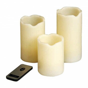 ほんのり灯る優しい光。ろうそくの炎の形をリアルに再現したプラスチック灯心のなかで、柔らかいLEDの光が灯ります。リモコンで電源のON・OFFが可能です。※防水機能はありません。屋外でのご使用におきましては水濡れにご注意ください。※高温により...