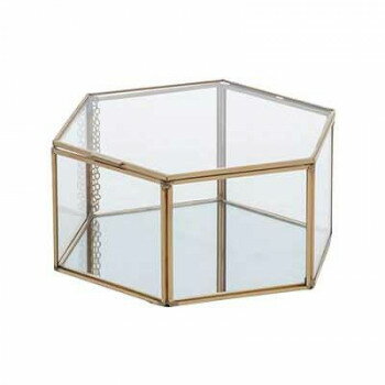 アイアンとブラスの魅せるショーケース!女性らしさあふれる華奢で細身のフレームが特徴のガラスボックス。ストッパーのチェーン付だから、ふたを開けたままディスプレイできます。アレンジ次第で使い方はさまざま:・ドライフラワーでボタニカルボックス。・...