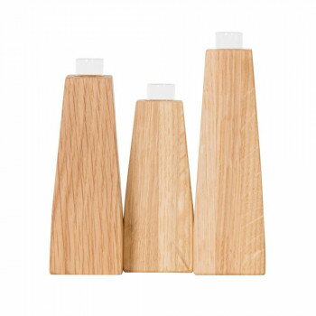 香水瓶をかたどった1輪挿し香水瓶をかたどった1輪挿しです。【注意事項】※天然木を使用しておりますので、木目の表情はひとつひとつ異なり、画像・サイズに多少の誤差が発生する場合がございますがご了承下さい。※経年により素材の色は変化いたします。※...