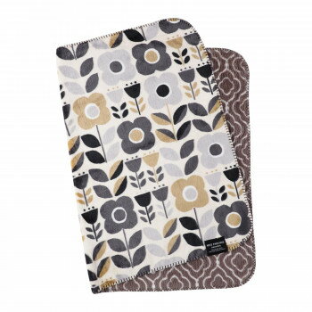 おすすめ優しい肌触りと両面のかわいいデザインで、心と体がほっこりします。肩掛けやひざ掛けなど、いつでも手軽に使えて便利です。サイズ約70×100cm個装サイズ：30×33×16cm重量個装重量：230g素材・材質ポリエステル100%生産国中...