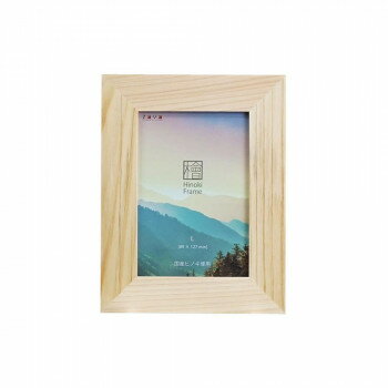 おすすめ国産ヒノキ使用のインテリアフレームです。※木材の木目を活かした商品となっております為、ものによって木目の出方が異なります。サイズ外寸:131×169×10mm(スタンド除く)個装サイズ：19.6×14.4×2cm重量149g個装重量...