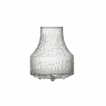 美しいたたずまいのベースフィンランドデザインの巨匠タピオ・ヴィルカラがラップランドの氷が溶ける様子からインスピレーションを得たデザインです。小ぶりなベースはハーブや小さな花を生けるのに最適です。氷の世界を思わせる様々な色、質感で登場する美し...